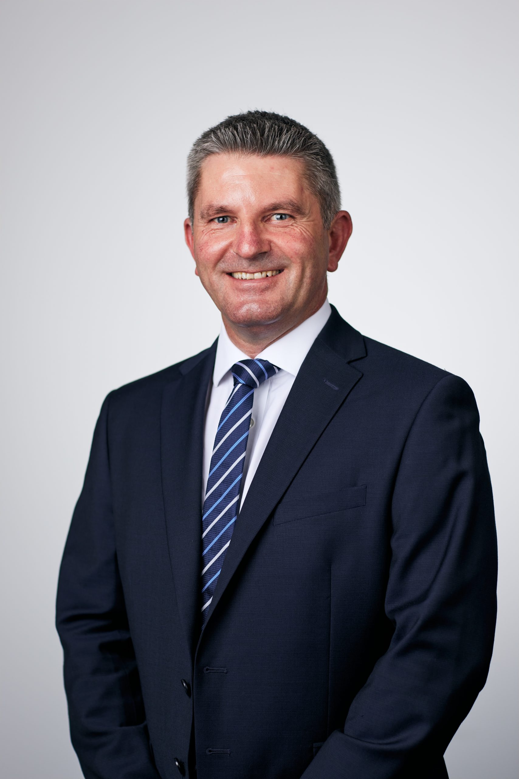 Management Team | Telehouse